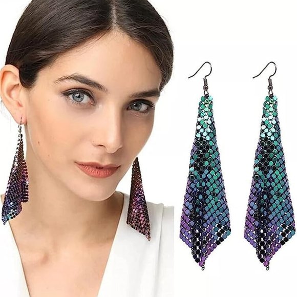 Jewelry | New Gorgeous Sequin Blue Chain Mail Link Drop Earrings Club ...